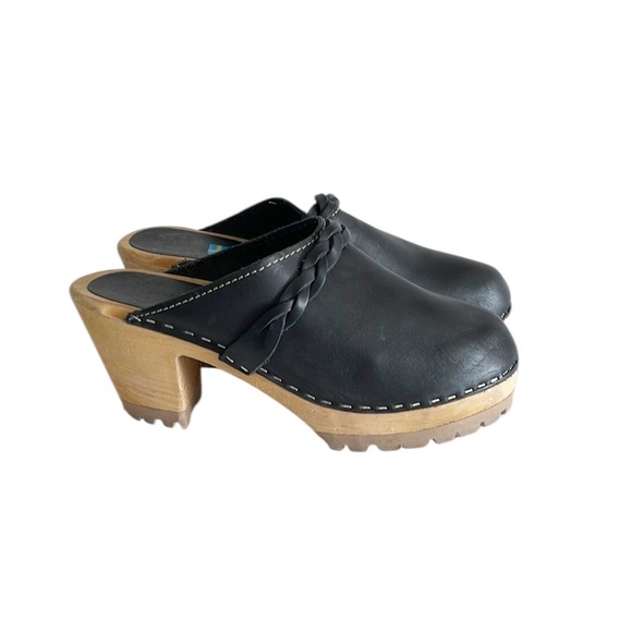 MIA | Shoes | Mia Elsa Black Leather Wooden Heeled Swedish Boho Clogs ...